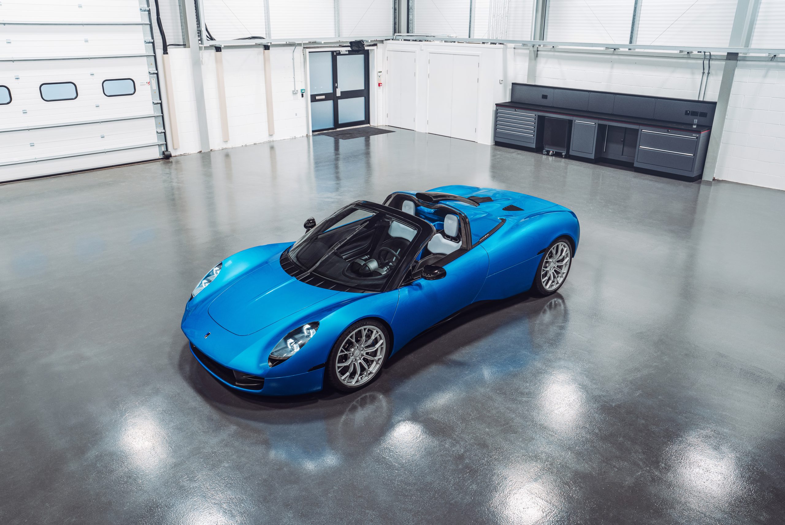 Two Gordon Murray Automotive supercars to make their U.S. debut at ...
